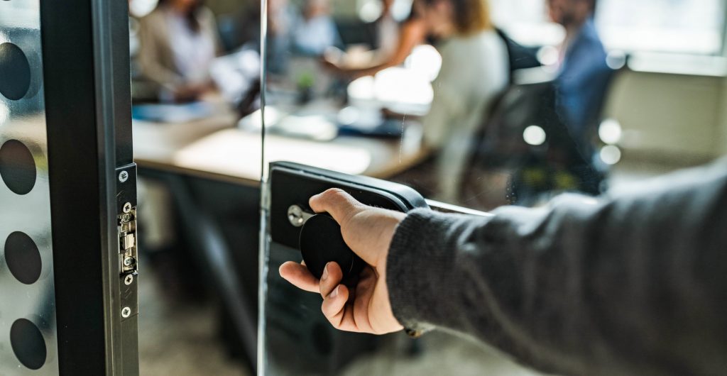 Why Every Business Needs a Custom Enterprise Software Solution | ELEKS ...