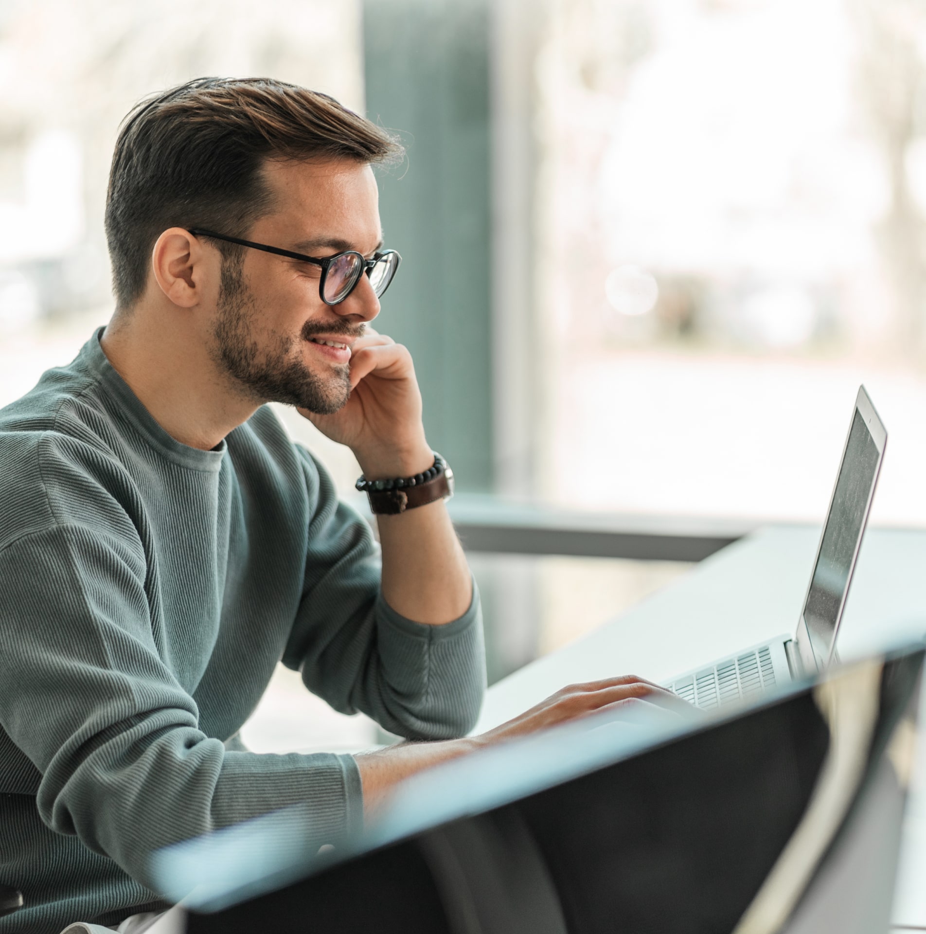 Customer Experience Consulting - boost client satisfaction with ELEKS